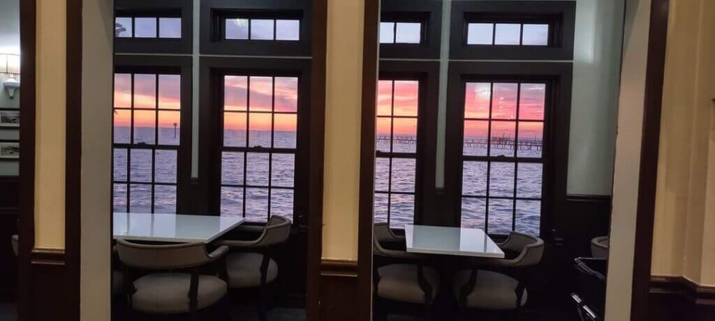 The Best Waterfront Restaurants in Rockport, TX - The Lighthouse Inn at ...